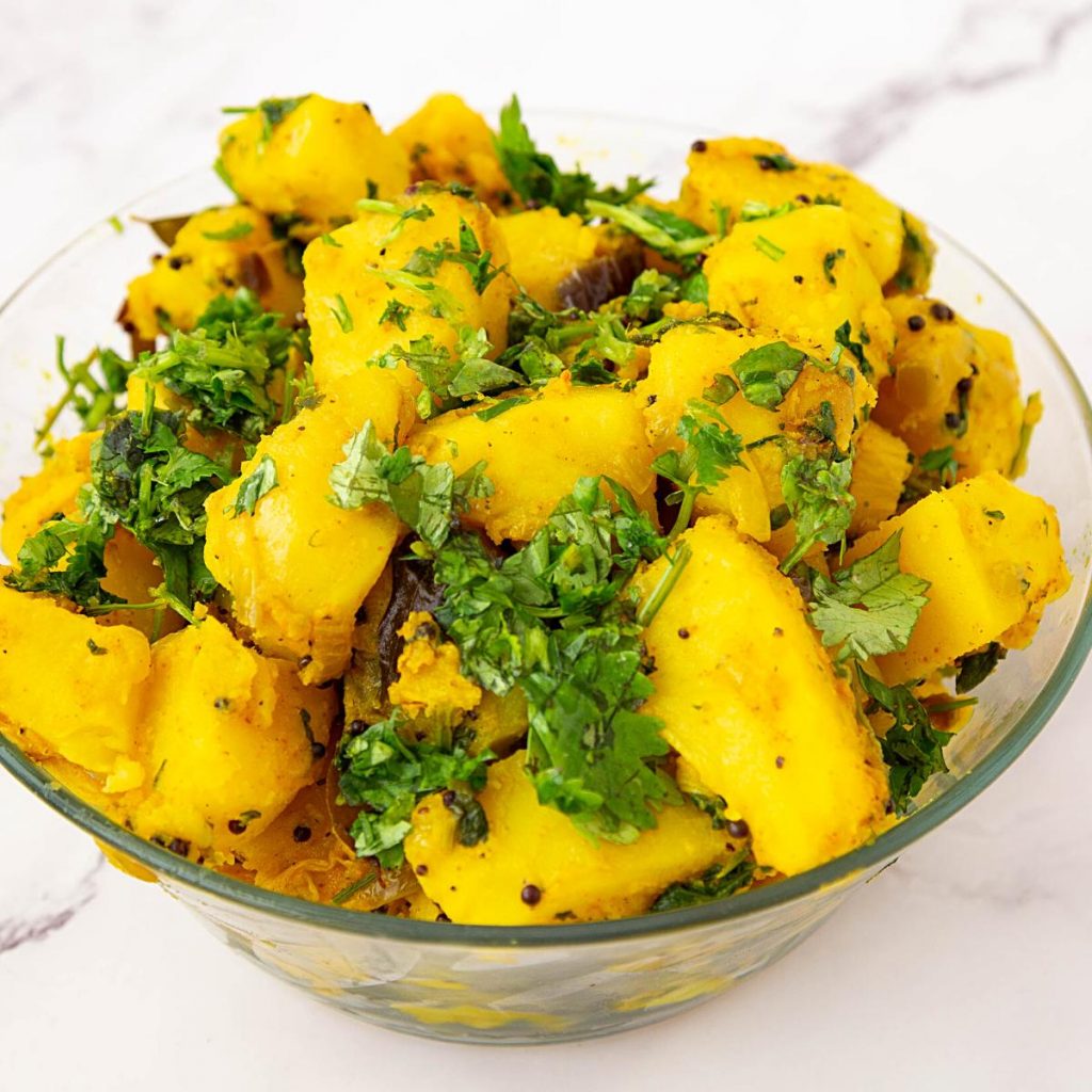 Aloo Masala – Indian Potato Masala – East Indian Recipes